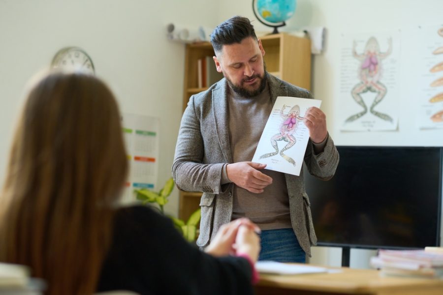 5 Reasons Why Large Format Printers Are Perfect For Schools | hubTGI